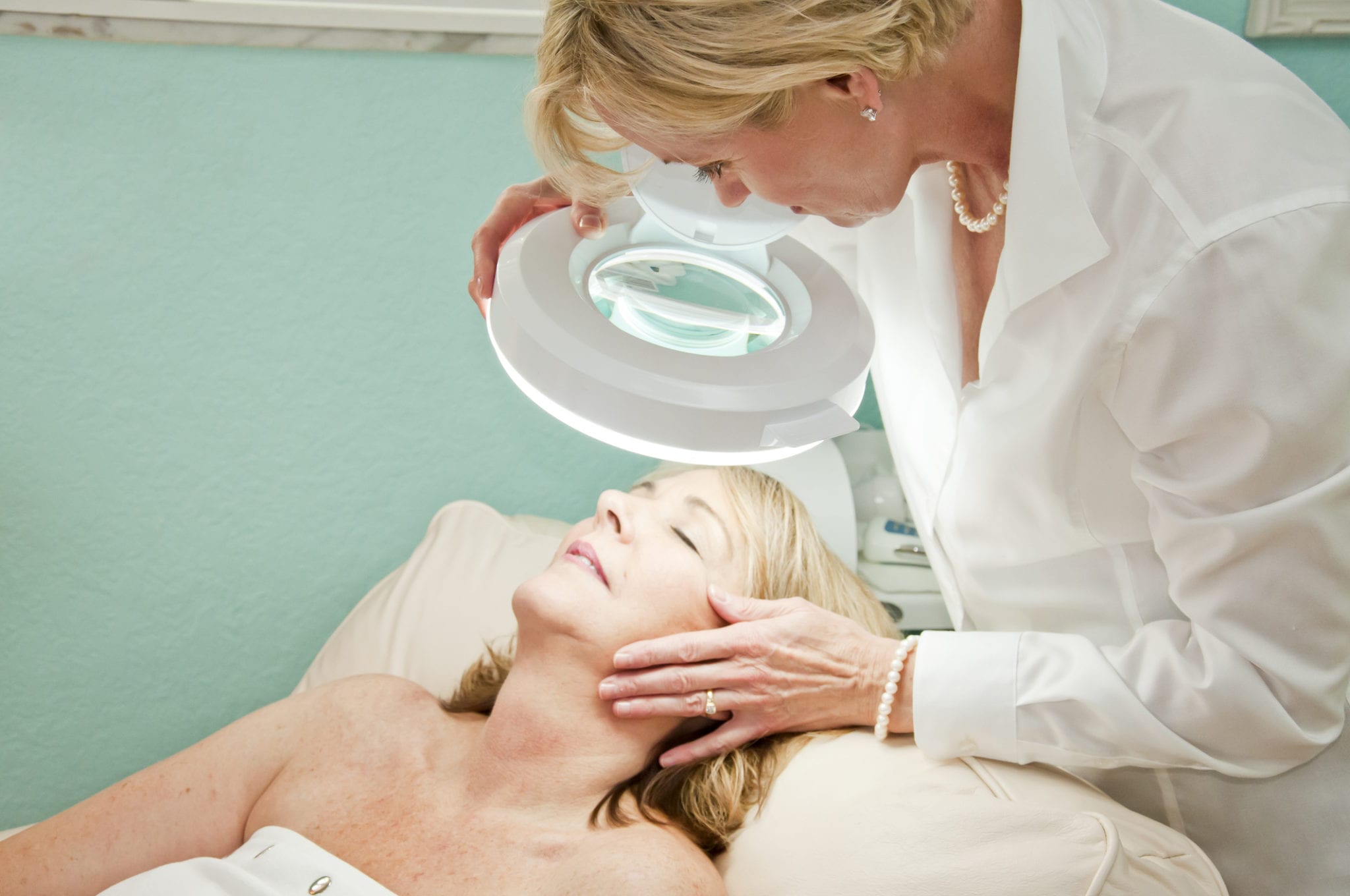 Improvements in Dermoscopy can Facilitate Skin Cancer Diagnosis